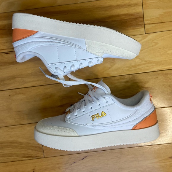 Fila | Shoes | Fila Womens Tennis 88 Vtg Low Sneakers White Orange Sz 6 ...